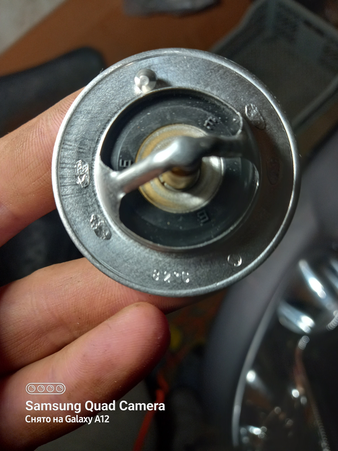 Замена термостата — Hyundai Sonata IV (EF), 2 л, 2008 года | плановое ...