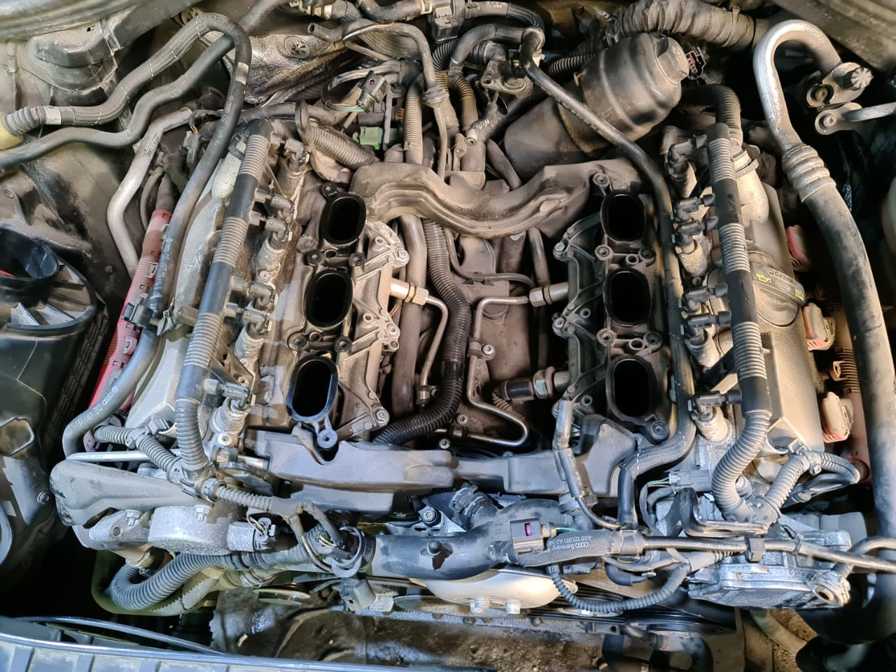 Замена помпы и термостата — Audi A6 (C7), 2,8 л, 2013 года | визит на ...