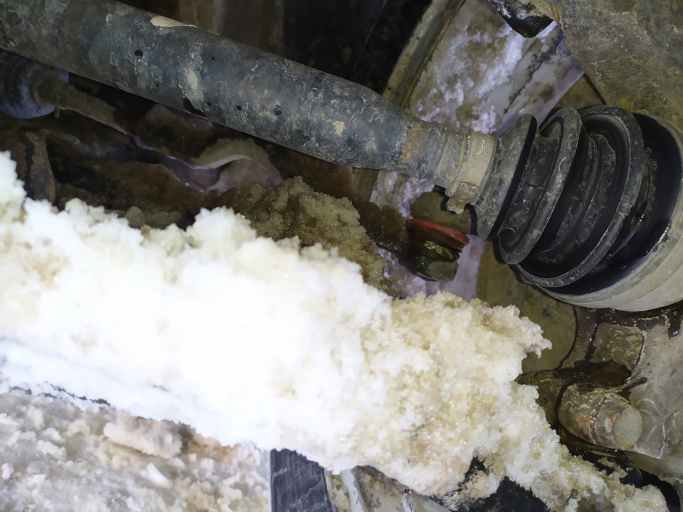 Сполз пыльник СЭВИ 6131 с рулевого наконечника — Renault Logan (1G), 1 ...