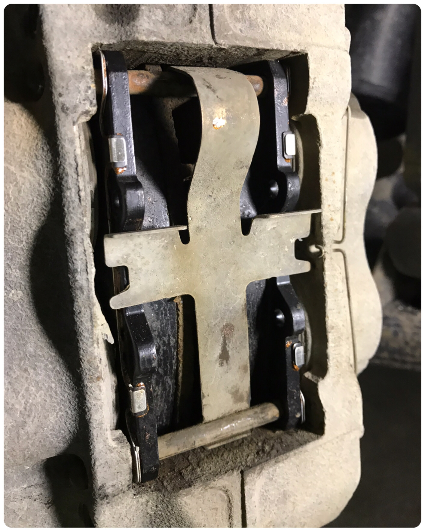 Шприцевание, замена колодок — Toyota Land Cruiser Prado 90-series, 3 л ...