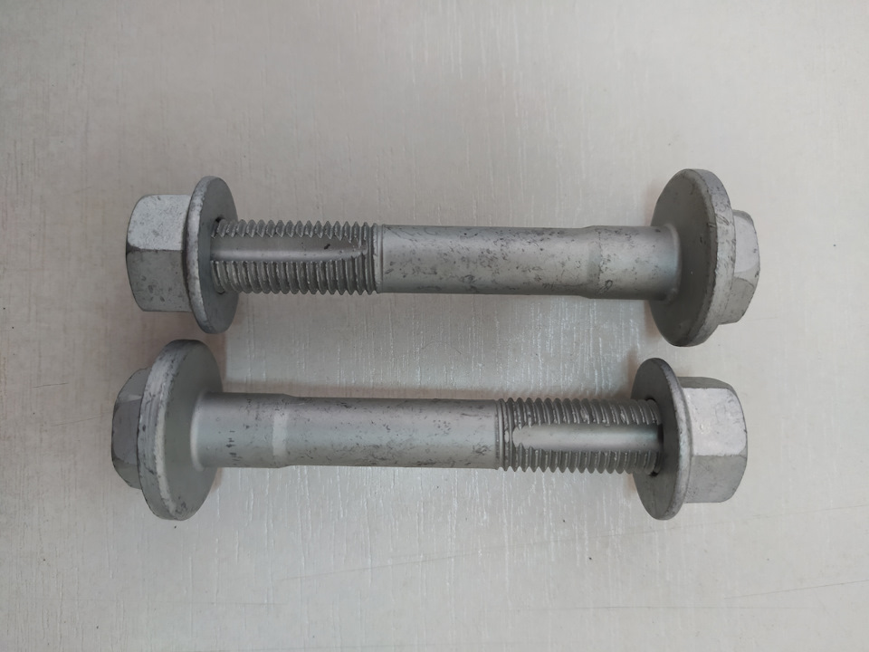 33326863853 Эксцентриковый болт BMW | Запчасти на DRIVE2