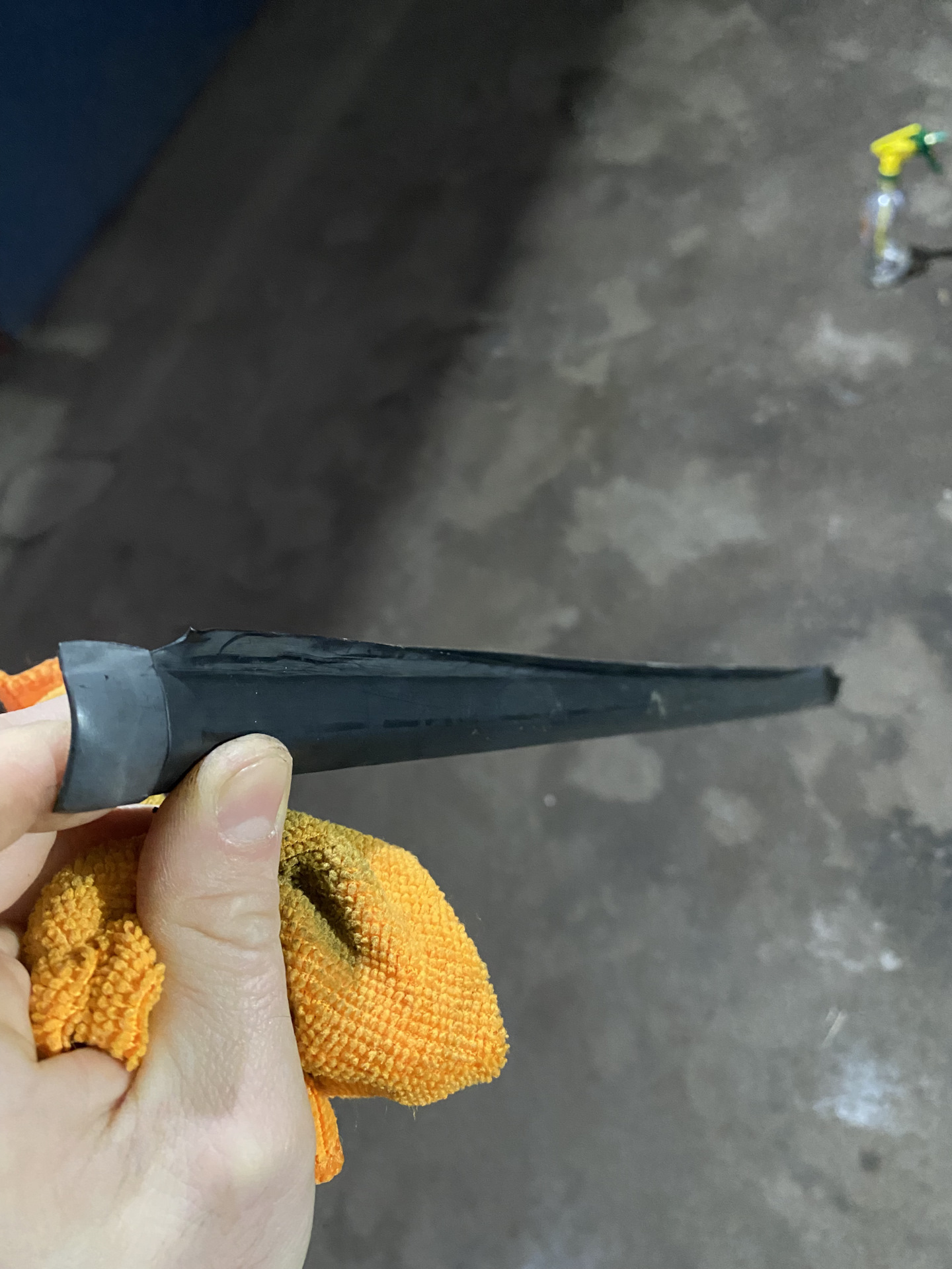 Замена внешних молдингов — Hyundai Getz, 1,4 л, 2007 года | своими ...