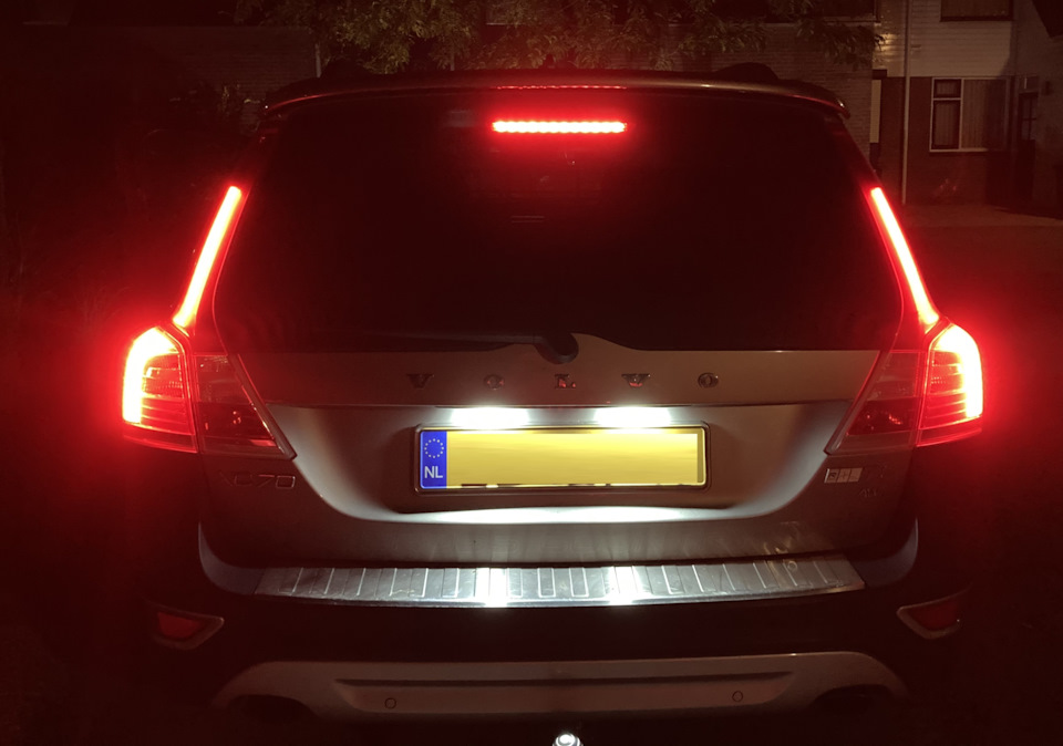 Tail lights restyled 2014+ (part two). — Volvo XC70 III, 3 л, 2012 года ...