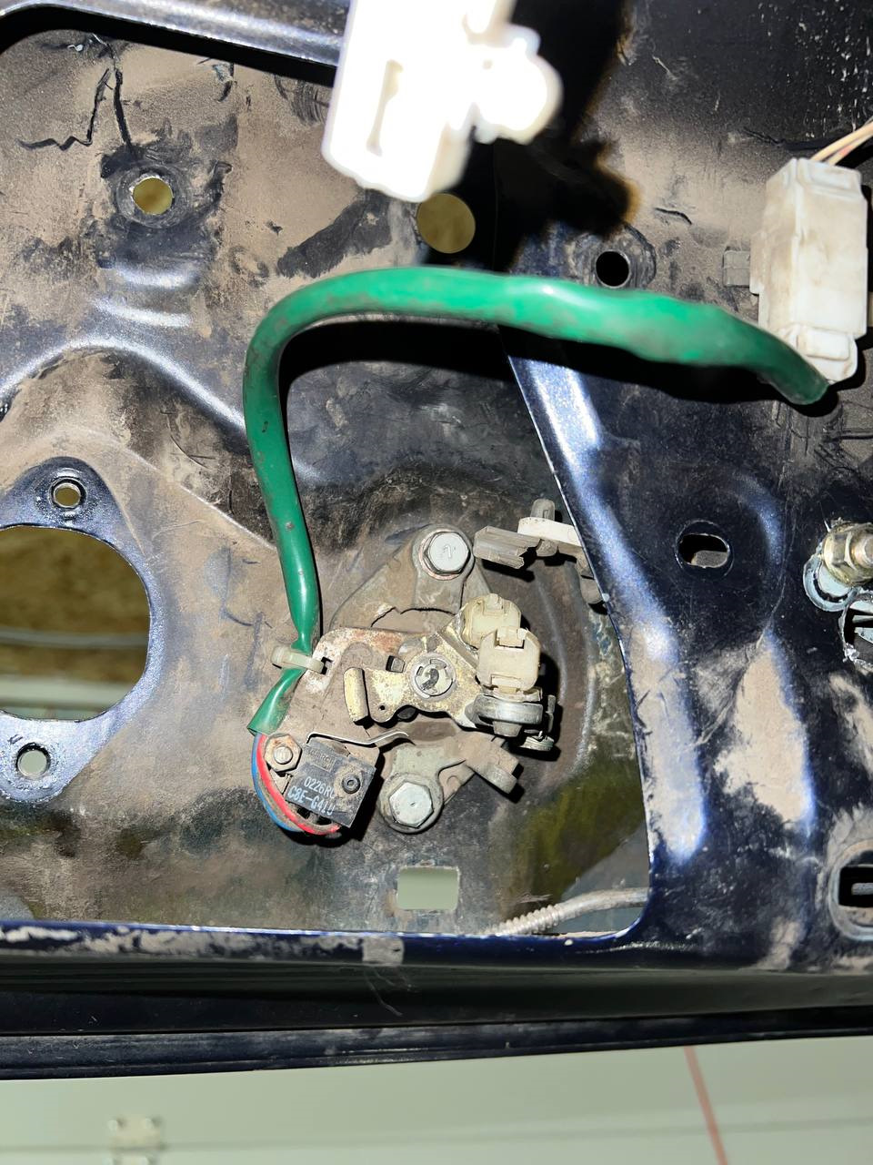 Бленда Efini Ms-6 — Mazda 626 IV (GE), 2 л, 1996 года | тюнинг | DRIVE2