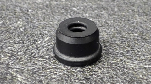 1430502 Штуцер трубки сцепления / Transit 06~ Ford | Запчасти на DRIVE2