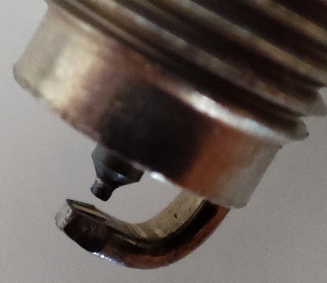 Свечи зажигания bosh 0241145523 — Skoda Rapid (2G), 1,4 л, 2021 года ...