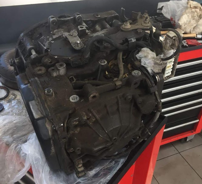 Коробка потекла Часть 1 — Renault Megane II, 1,6 л, 2007 года | поломка ...