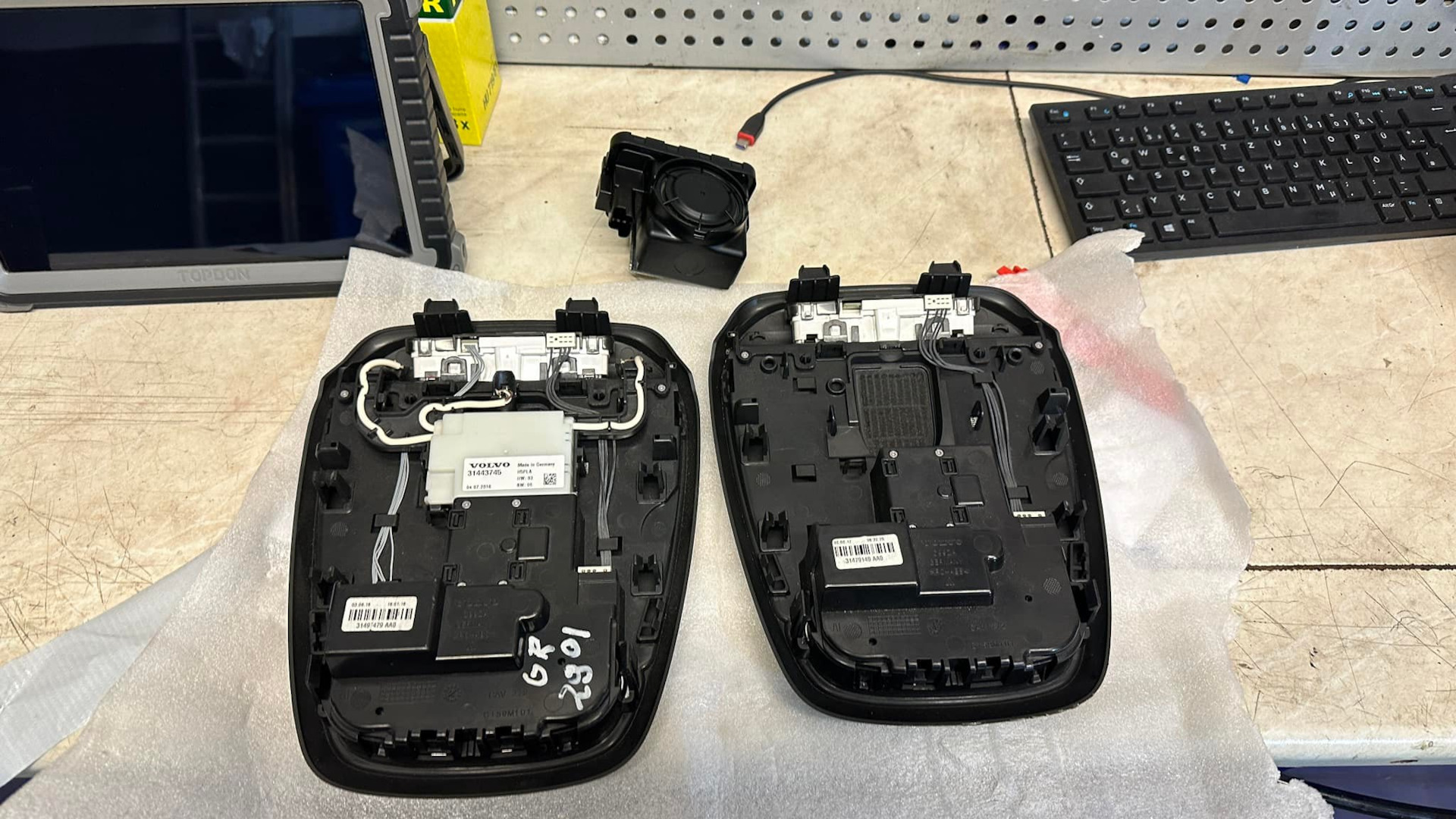 VOLVO XC90 II установка Серены, была установлена ещё в 23 году. — Volvo ...