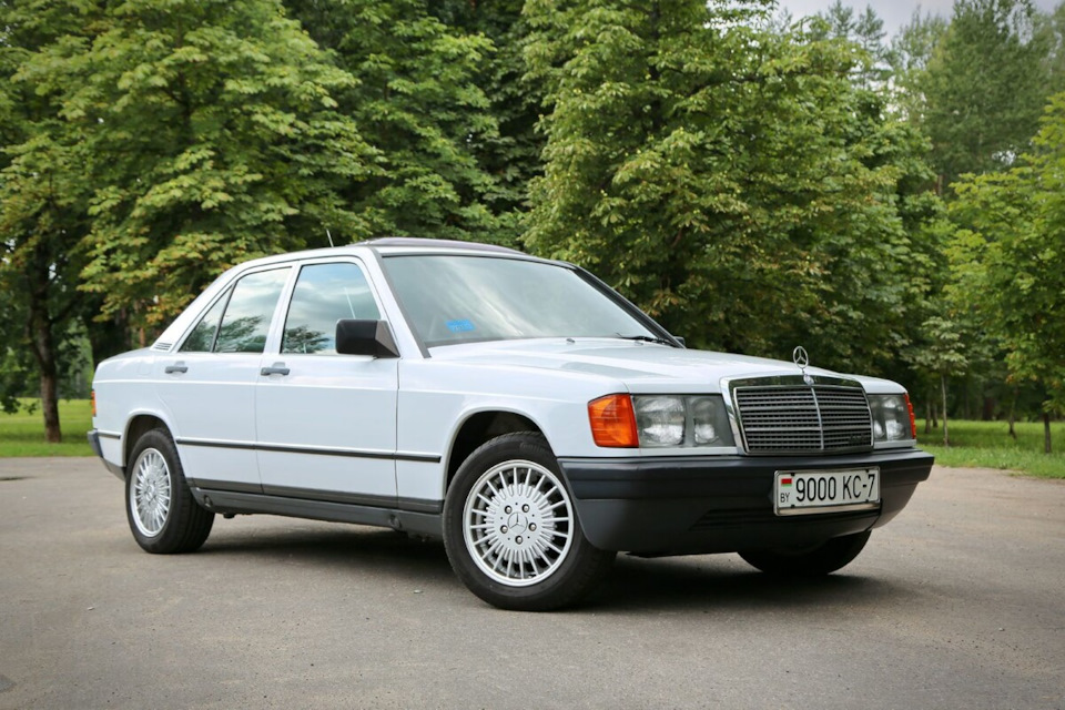По прозвищу Baby-Benz. Показываем идеально сохранившийся Mercedes W201 ...