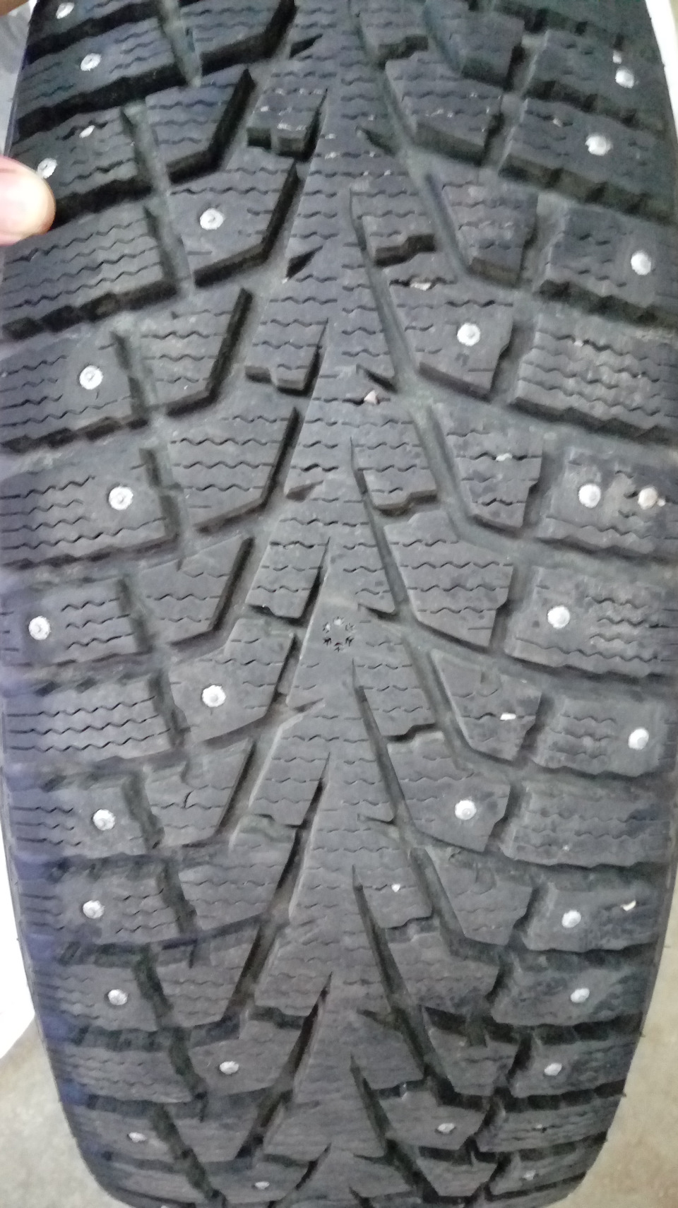 Maxxis NS3 Arctic Trekker 235/65 R17 после 5т.км. — KIA Sorento (2G), 2 ...