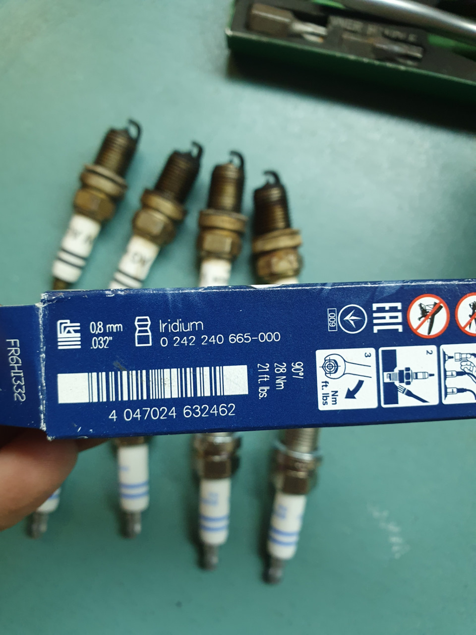 0242240665 Свеча зажигания BOSCH | Запчасти на DRIVE2