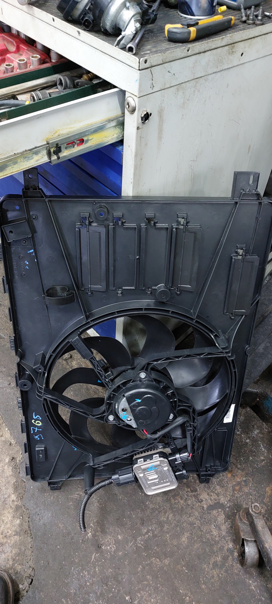 Наконец-то заменил))) не прошло и года!))) — Volvo XC70 III, 3,2 л ...