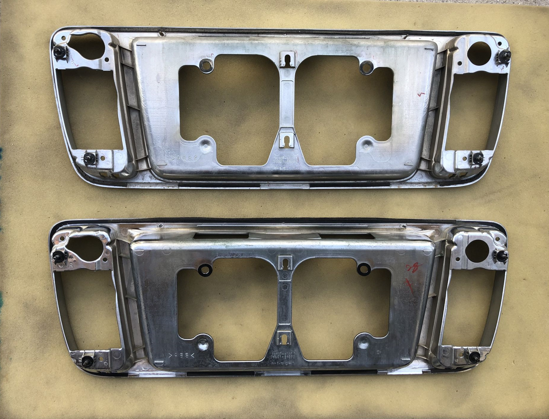 «Rear license garnish» — Toyota Progres, 3 л, 1999 года | аксессуары ...