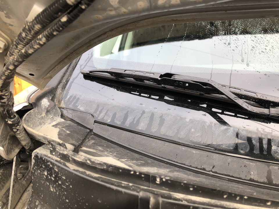 Дворники и брызгалки — Toyota RAV4 (5G), 2 л, 2021 года | стайлинг | DRIVE2