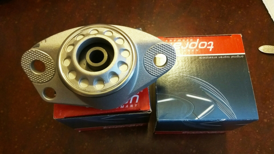 Стареем но боремся, перетрахиваем заднюю балку с амортизаторами ...