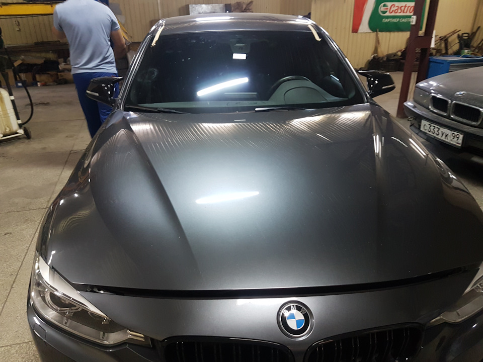 №15. Как я лобовое стекло менял… — BMW 3 series (F30), 2 л, 2015 года ...