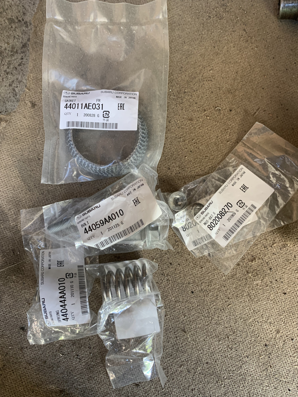 44059AA010 Болт глушителя SUBARU | Запчасти на DRIVE2