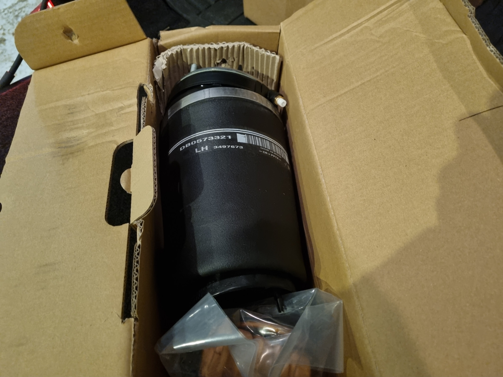 Замена пневмобаллона — Land Rover Range Rover (3G), 3,6 л, 2010 года ...