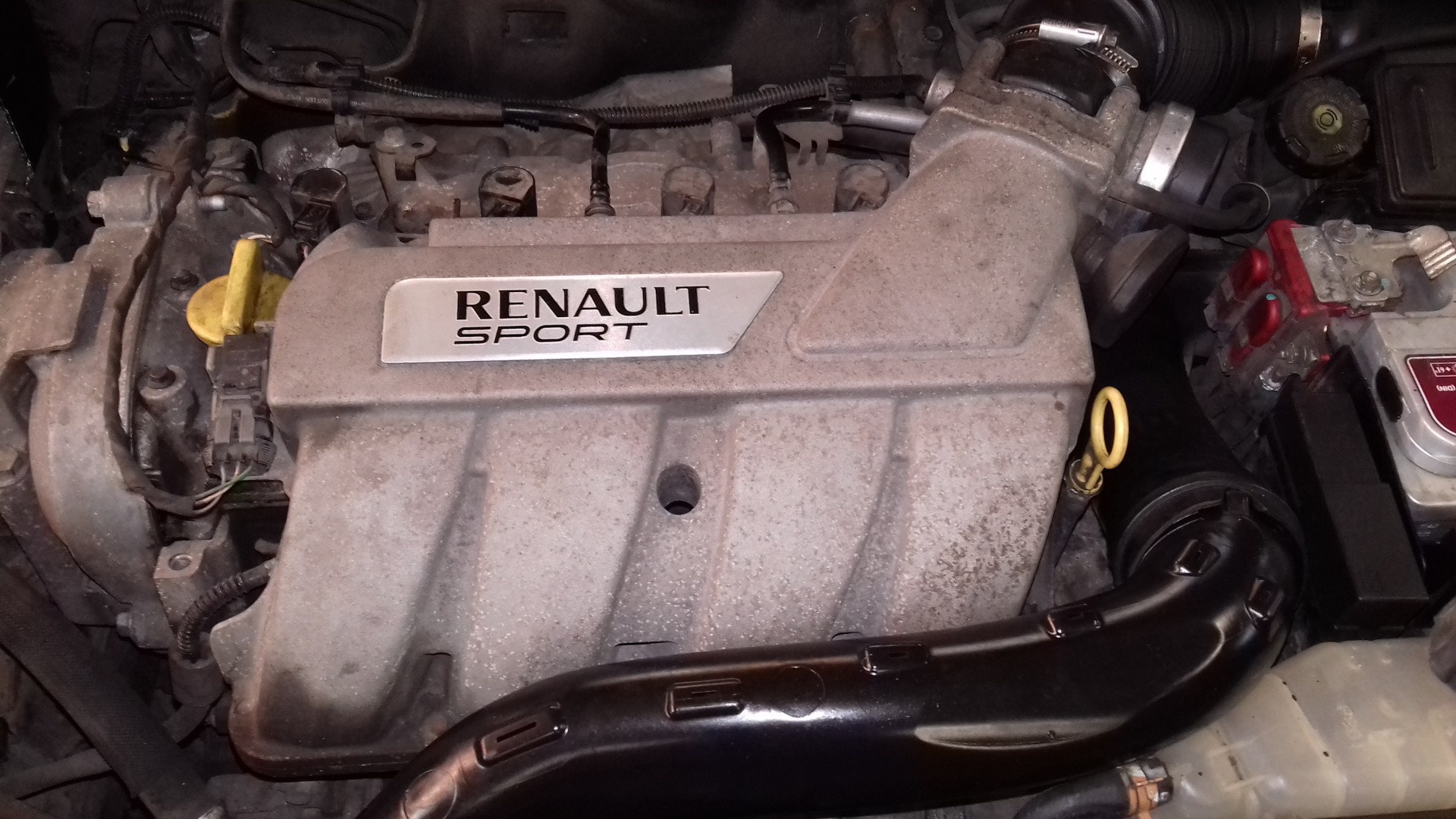 Renault Clio Sport III 2.0 бензиновый 2008 | на DRIVE2