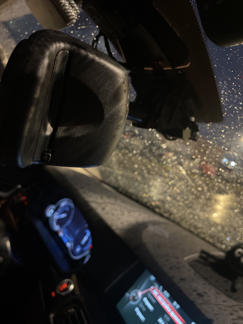 Замена лобового — BMW 5 series (F10), 3 л, 2016 года | визит на сервис ...