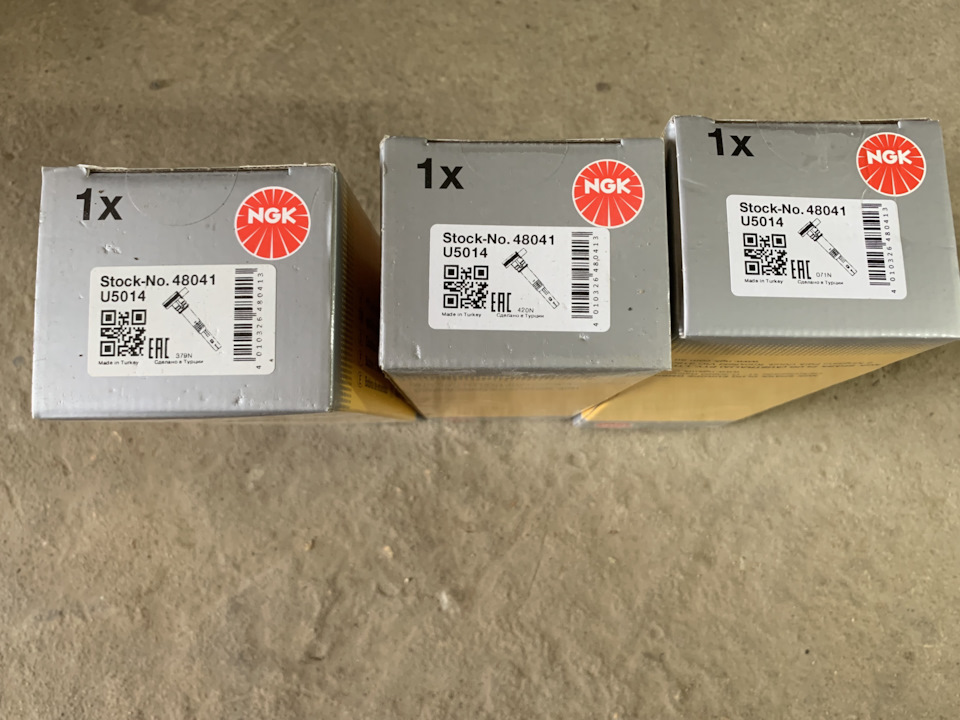27. Катушки ngk 48041 — Skoda Octavia A5 Mk2, 1,8 л, 2012 года ...