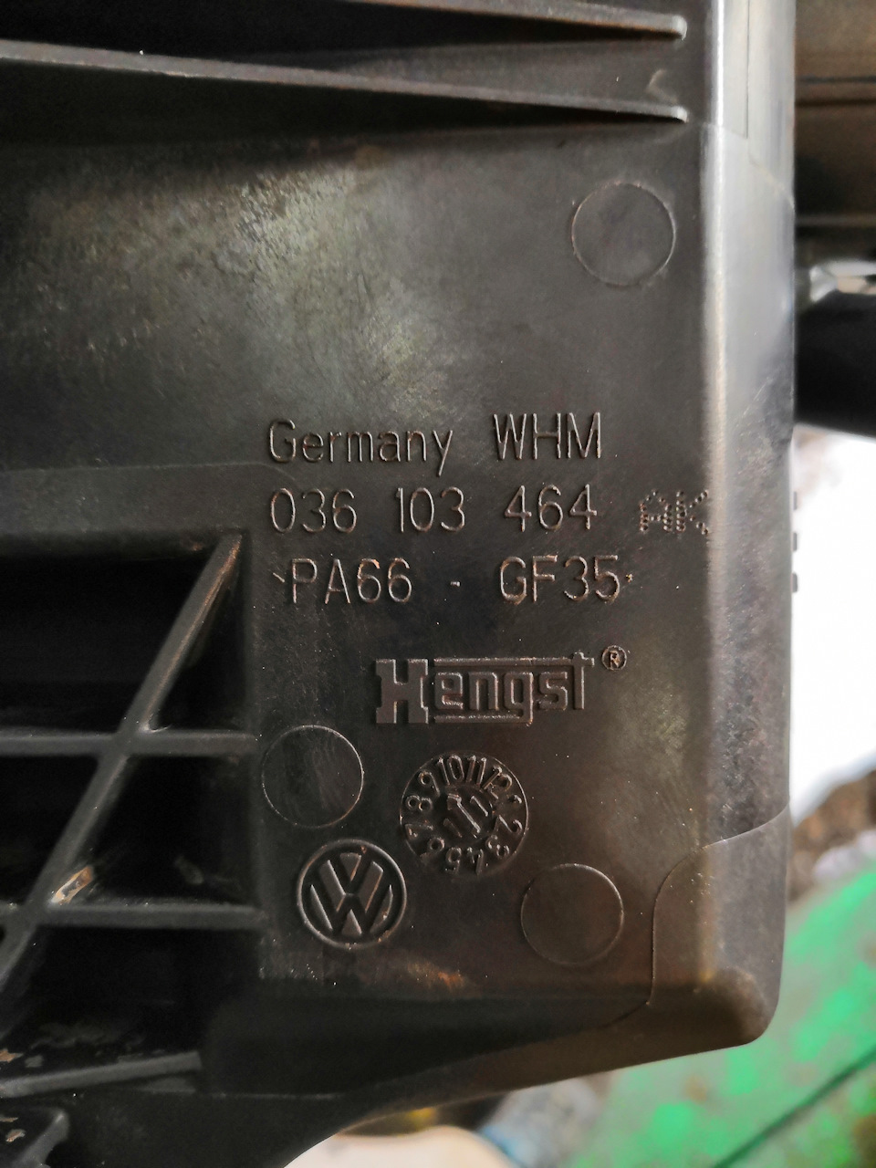 036103464 Клапан вентиляции картерных газов VAG | Запчасти на DRIVE2