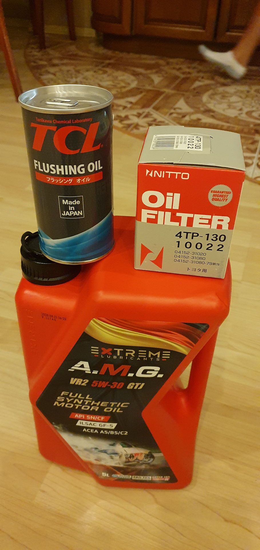 Замена новым маслом в двигателе Extreme 5w-30 GTJ — Toyota Mark X ...