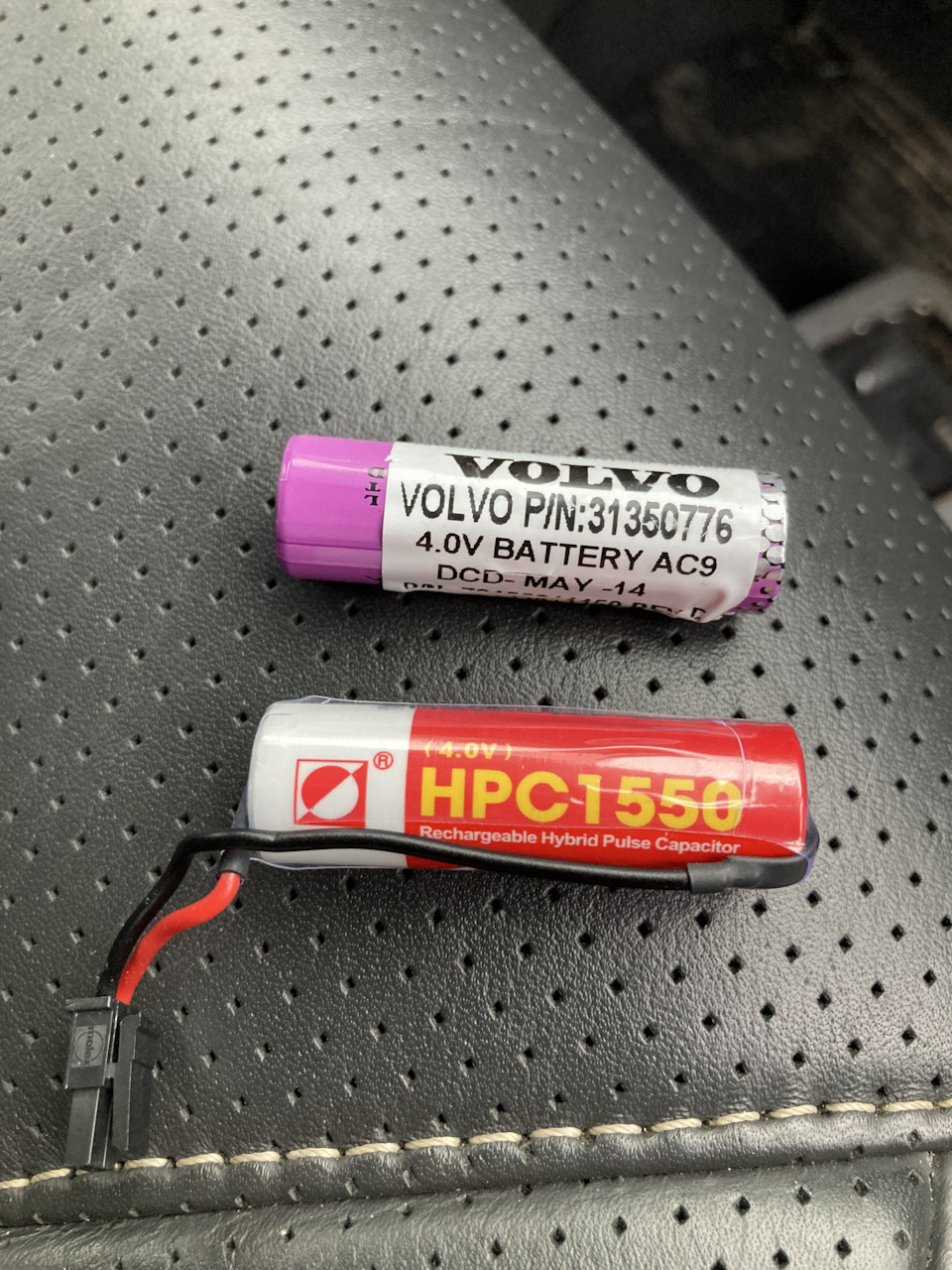 1.1. Замена батарейки VolvoOnCall — Volvo XC70 III, 2,4 л, 2014 года ...