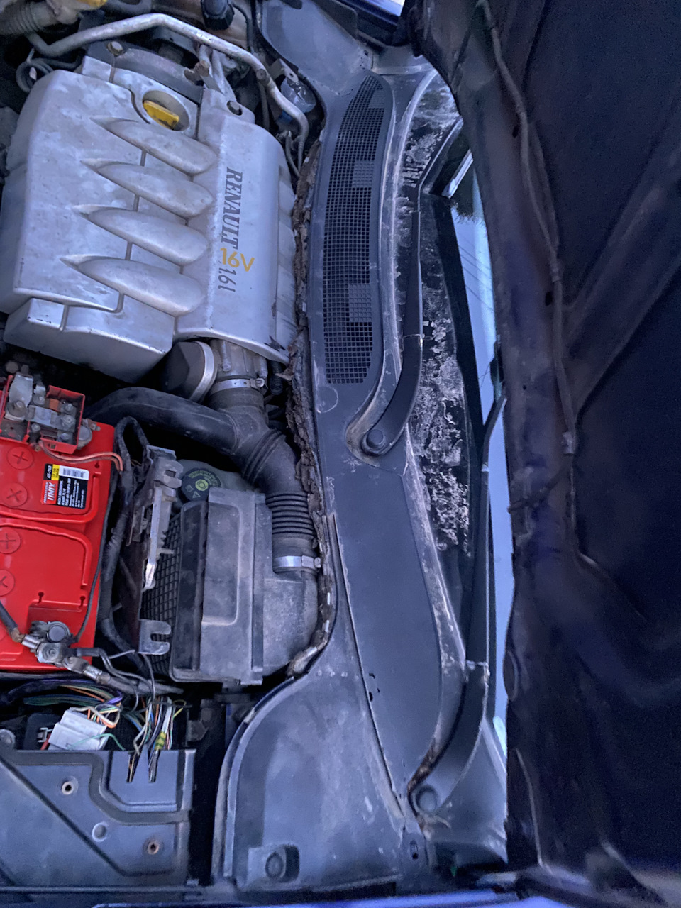 Ищу уплотнитель, на жабо Рено меган 2 — Mitsubishi Lancer IX, 1,6 л ...