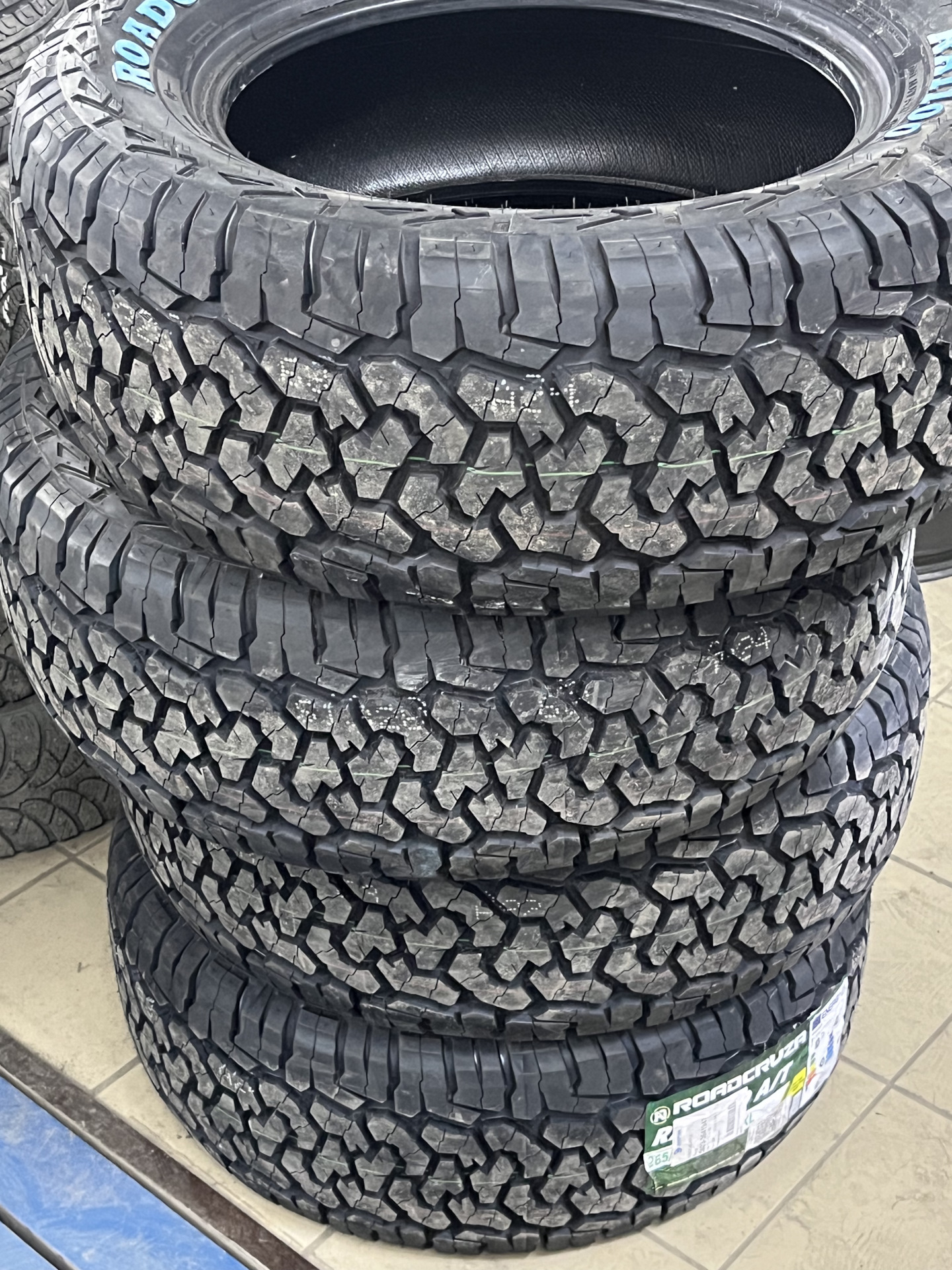 Резина A/T Roadcruza ra1100 265/60/18 — Haval Dargo, 2 л, 2023 года ...