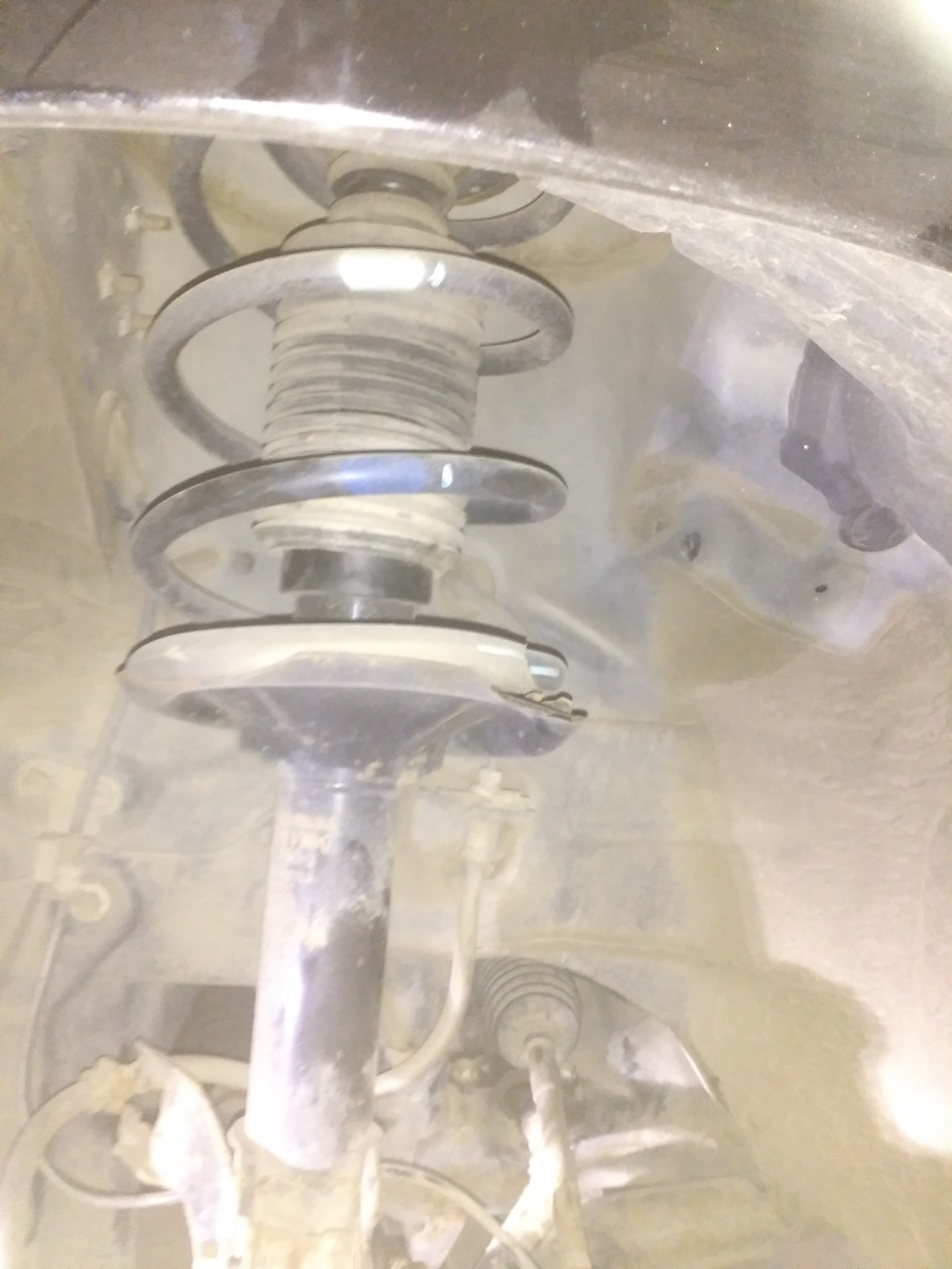 Замена опор и опорных подшипников/замена задних амортизаторов — Nissan ...