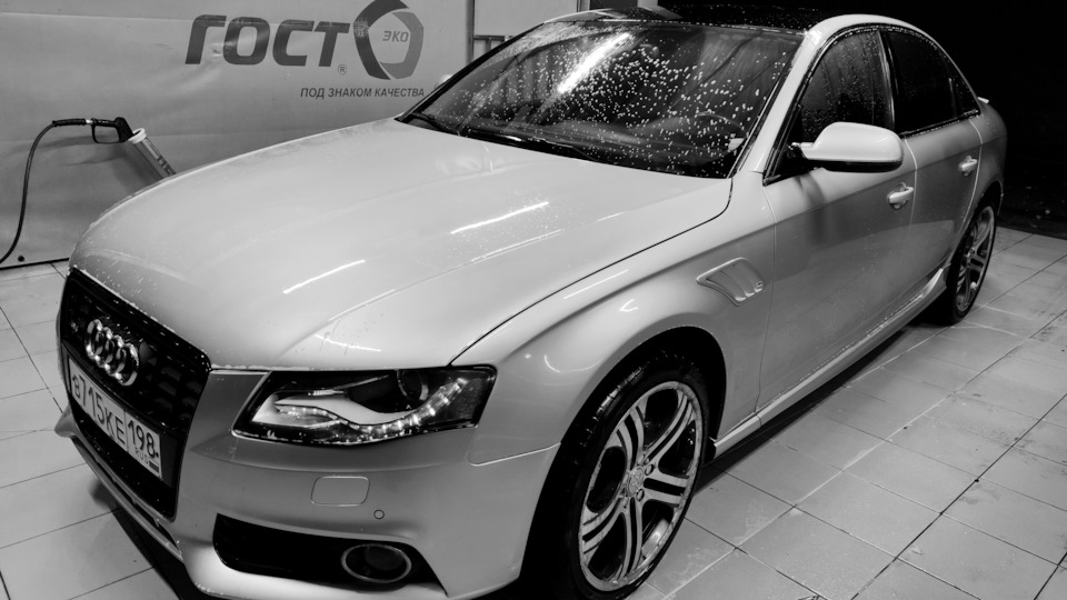 Лобовое стекло от Ауди А5 купе — Audi A4 (B8), 2 л., 2011 года ...