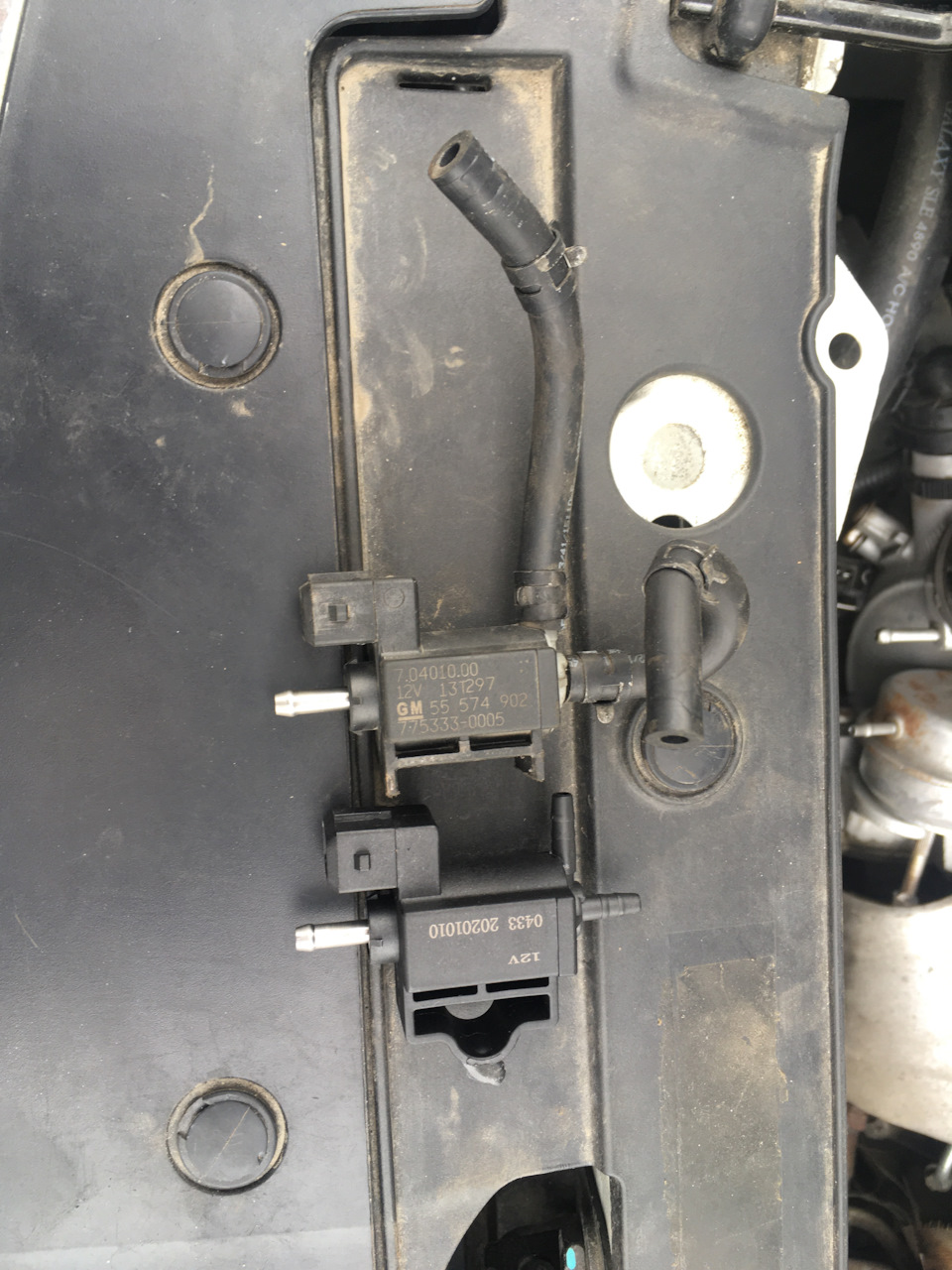 55574902 Электромагнитный клапан системы рециркуляции выхлопных газов ...