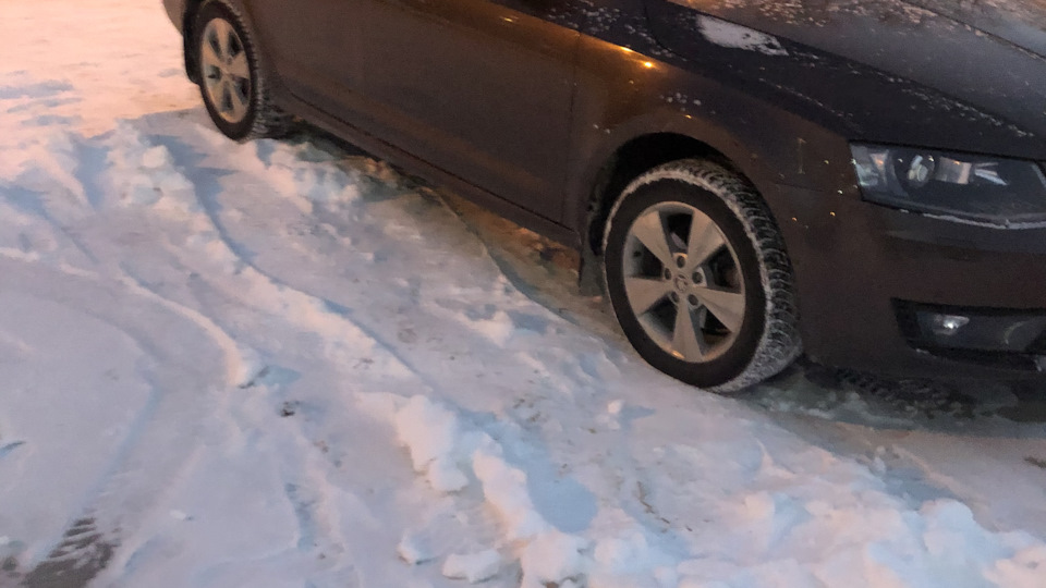 Открытие багажника — Skoda Octavia A7 Mk3, 2 л, 2016 года | наблюдение ...