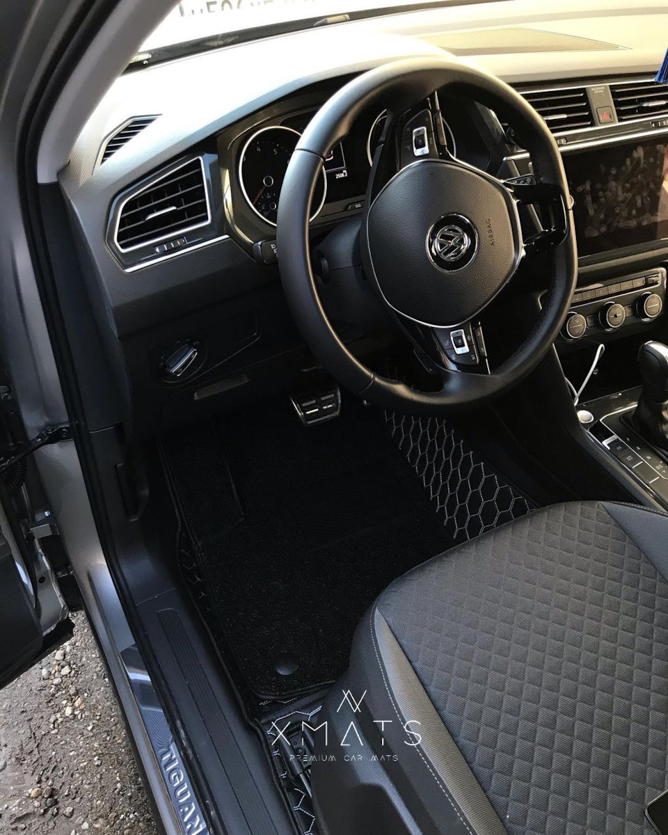 Коврики из экокожи для Volkswagen Tiguan 2. 3D коврики из экокожи для ...