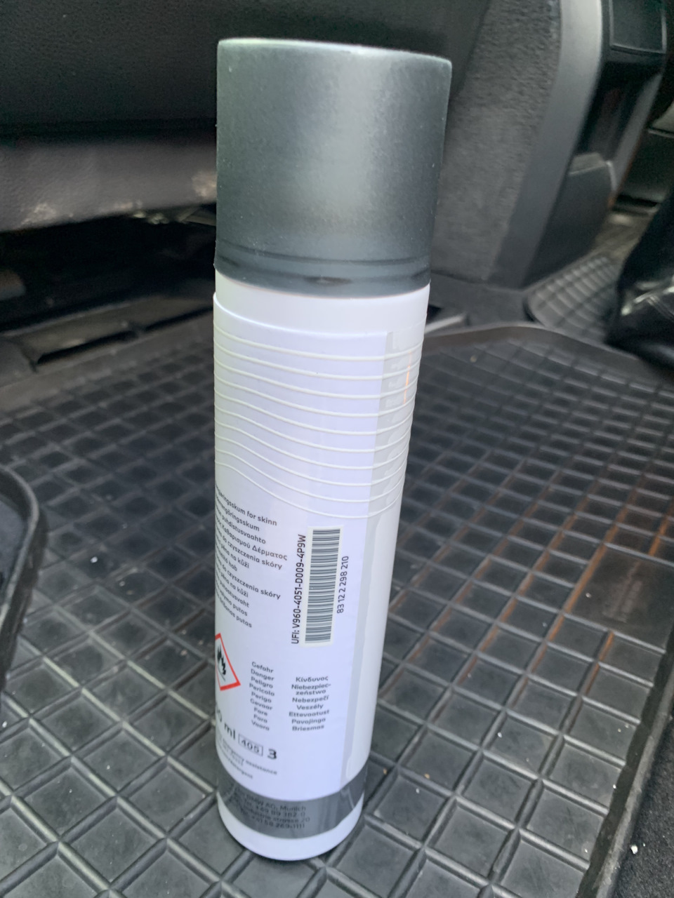 83122298210 Чистящая пена для кожи BMW | Запчасти на DRIVE2