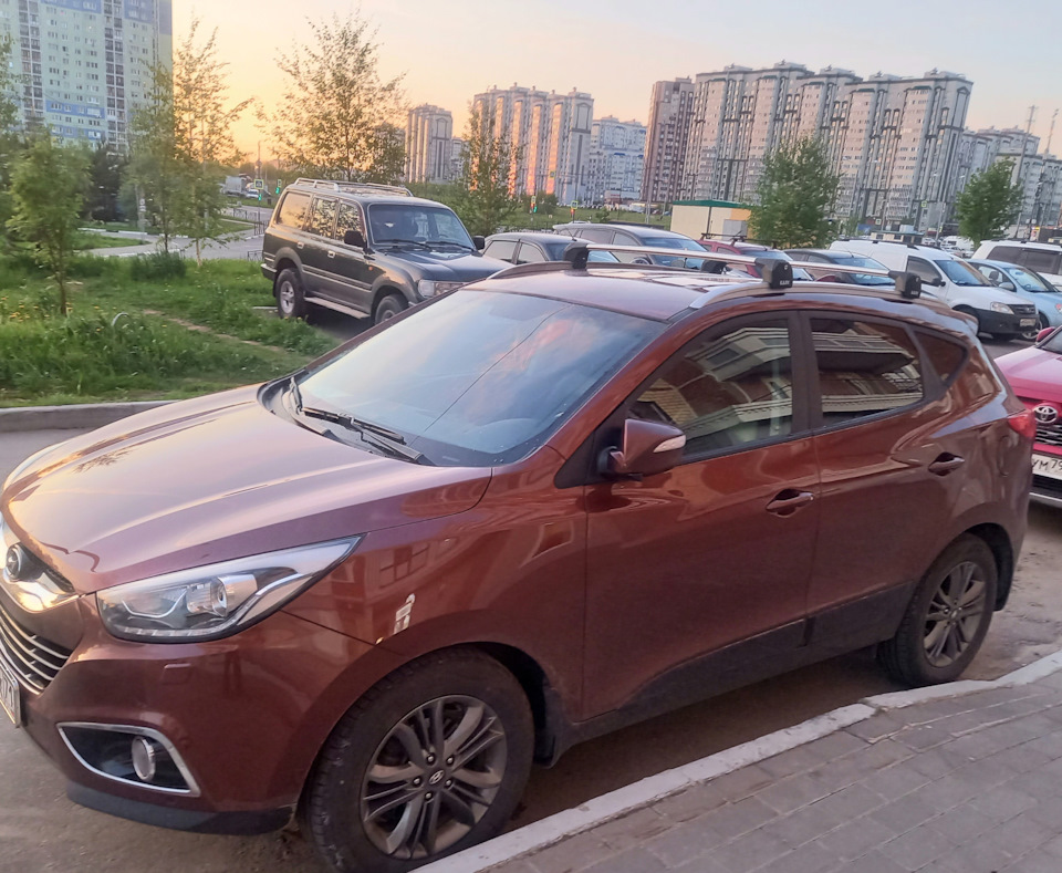Hyundai iX35 Поперечины на рейлинги LUX Scout — DRIVE2