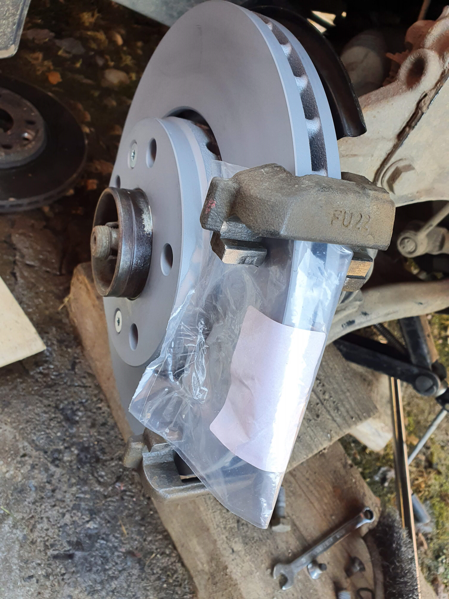 Ревизия тормозов — Renault Duster (1G), 1,5 л, 2017 года | своими ...