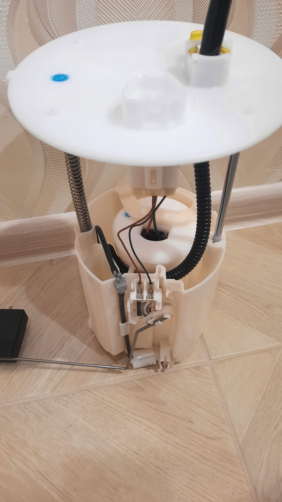 16. Замена Топливного фильтра Lexus RX350 (270, 450Н) и как отличить ...