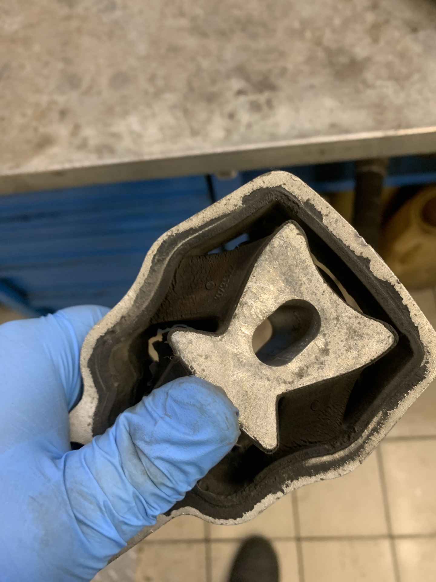 Исправление косяков. Часть 2 — Volvo XC70 III, 2,4 л, 2012 года ...