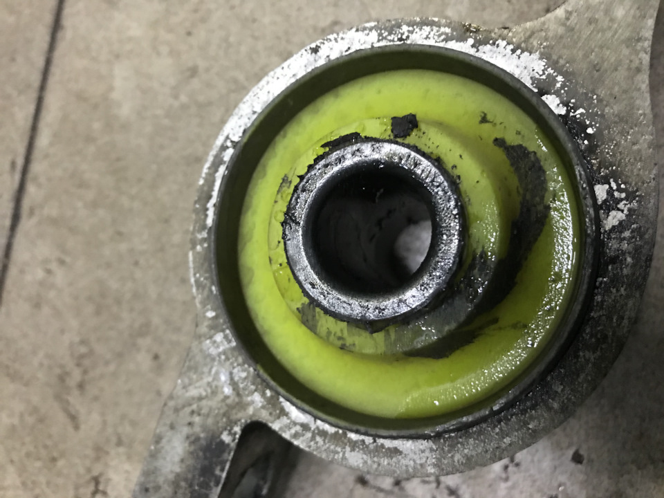 ТО — 209000. ОЕМ сайлент-блоки, задний датчик положения кузова. — Lexus ...