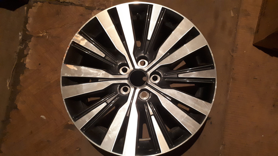 Литые диски Mitsubishi 18 на Mitsubishi Outlander (3G). Б/у | 12 000 ...