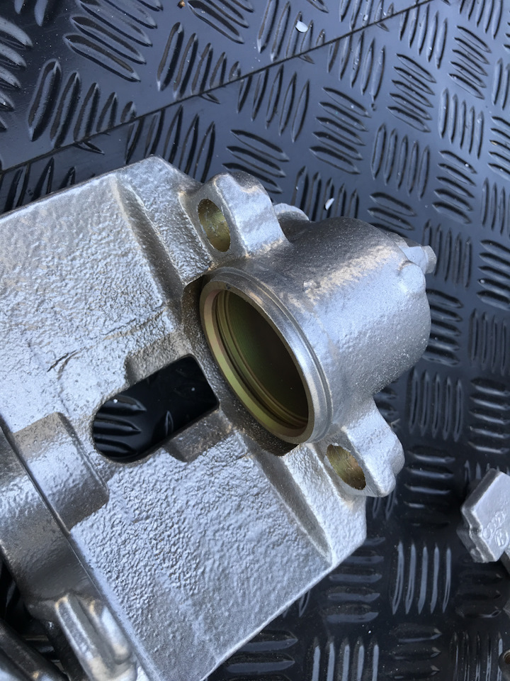 1K0615123E Корпус суппорта VAG | Запчасти на DRIVE2