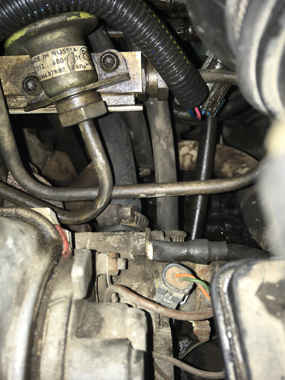 Крышка топливного бака под замком 🖒🔐 — Renault Trafic (2G), 1,9 л, 2002 ...