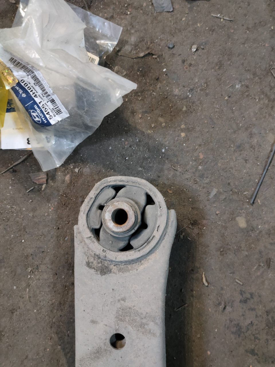 545514H000 Сайлентблок KIA HYUNDAI | Запчасти на DRIVE2