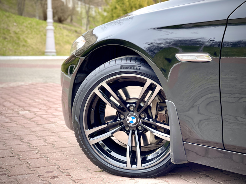 437m OEM и Pirelli P zero PZ4* — BMW 5 series (F10), 3 л, 2010 года ...