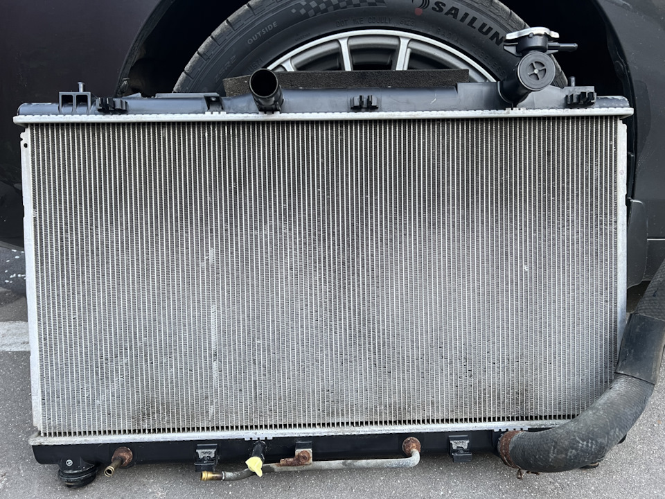 11. Замена ОЖ, мойка радиаторов — Toyota Camry (XV40), 3,5 л, 2011 года ...