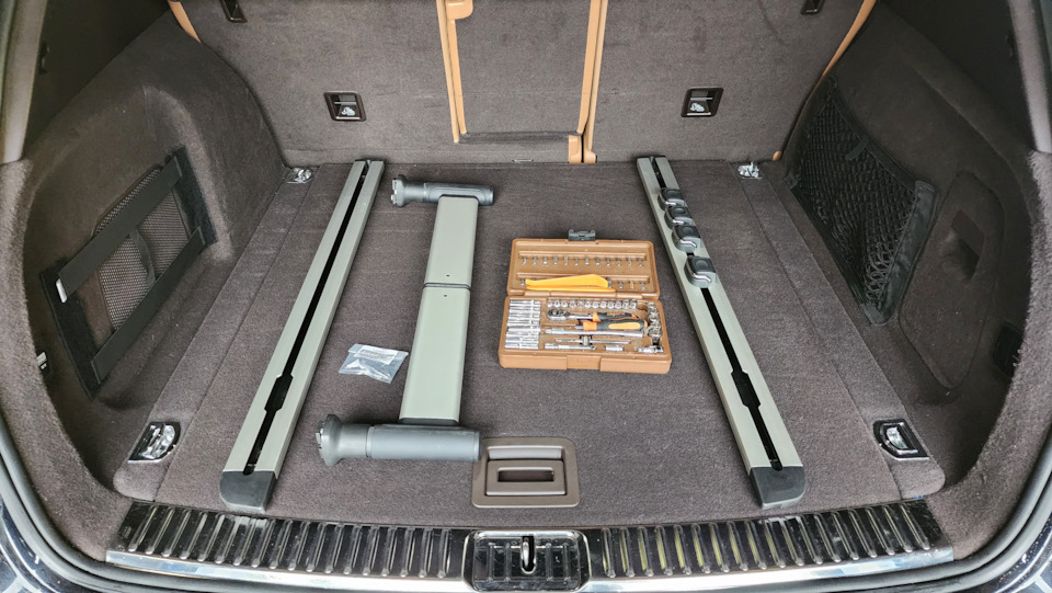 Фиксируем содержимое багажника Porsche Cayenne 958 по оригиналу ...