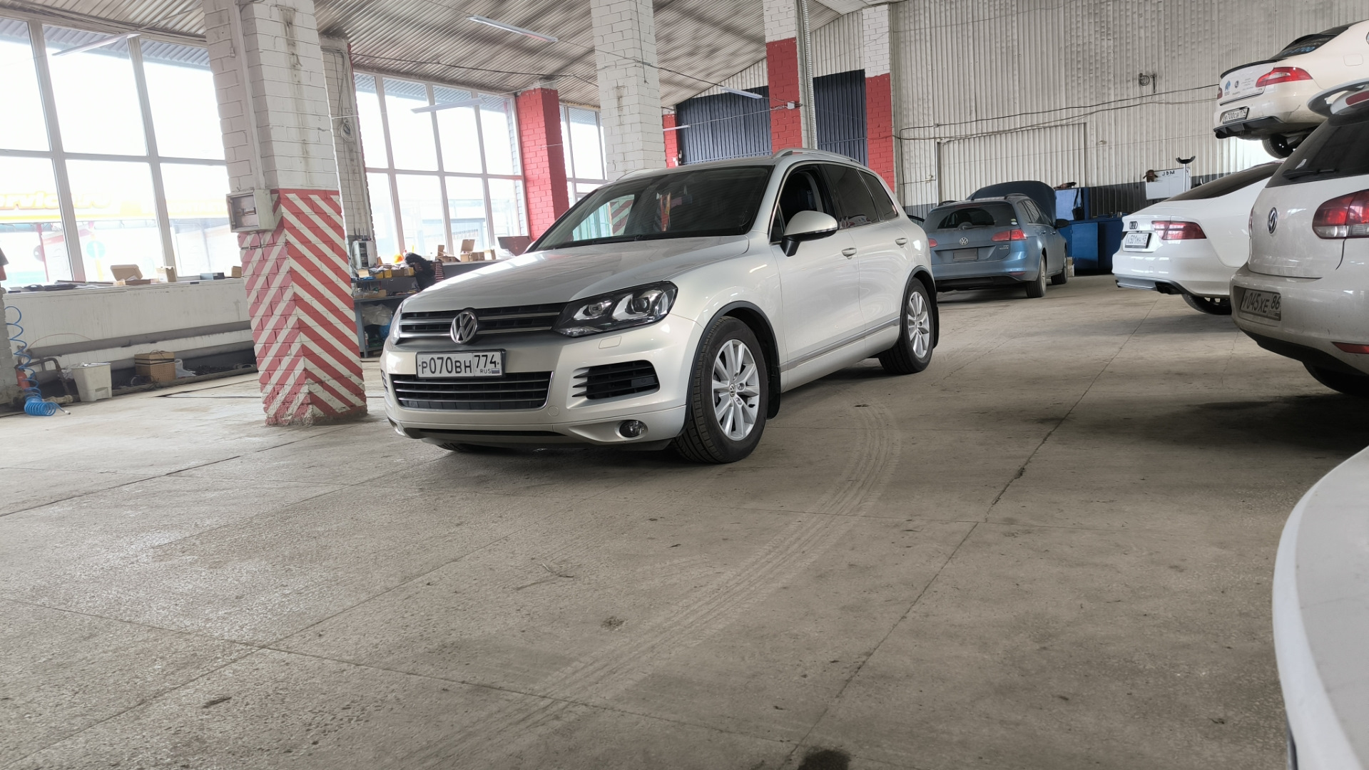 Может продать?) — Volkswagen Touareg (2G), 3,6 л, 2012 года | просто ...