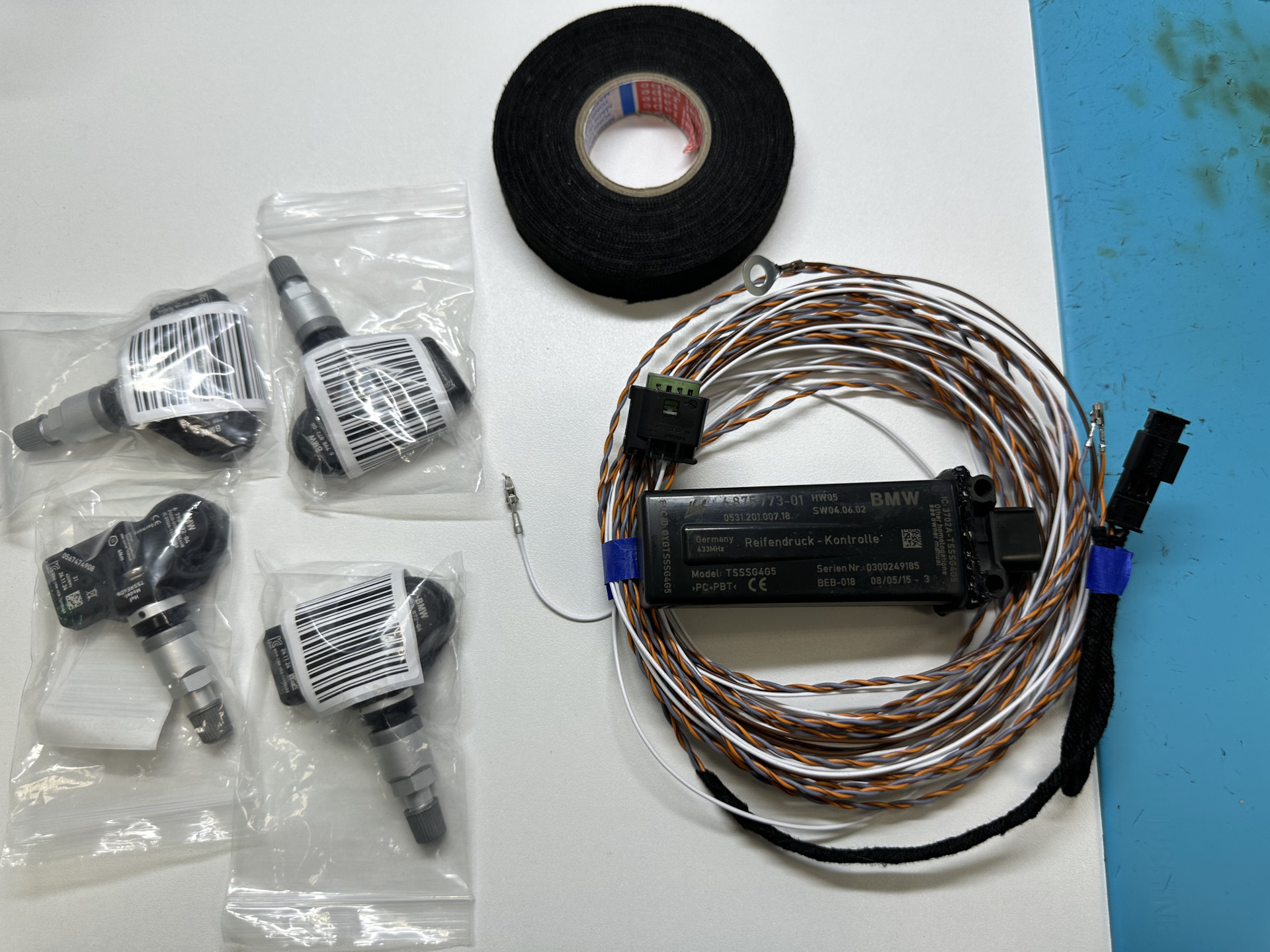 Установка RDC S2VB BMW F10 контроль давления в шинах — BMW 5 series ...